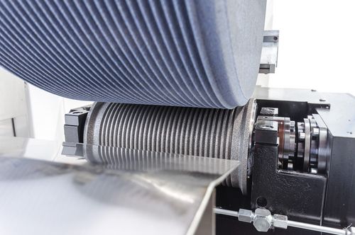 Rotary dressing tools Part 1: CNC form rollers | UNITED GRINDING